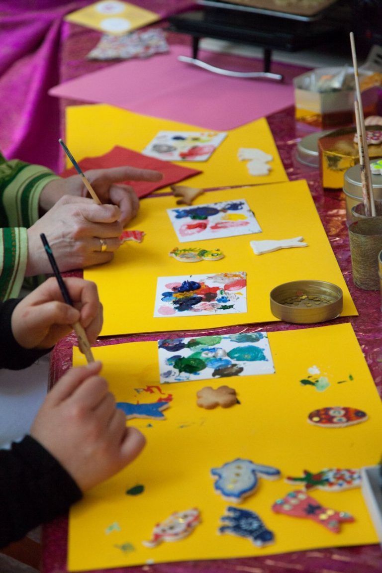 Crazy Colour Cafe - PAULINA'S FRIENDS